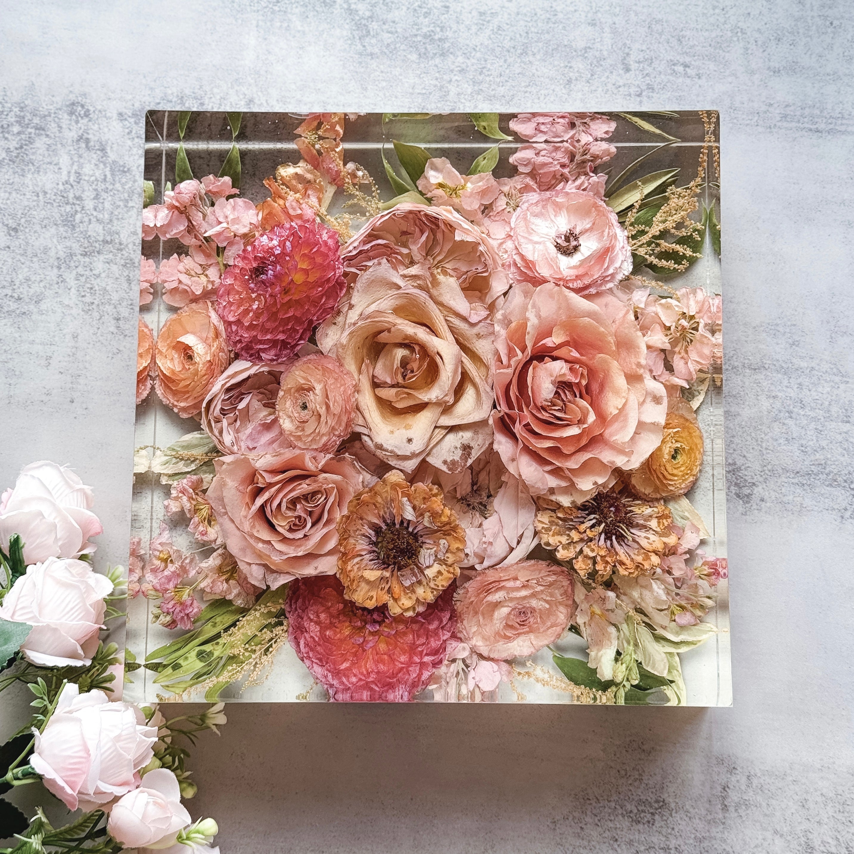 Seasonal Flower Preservation: Spring vs. Autumn Blooms – FLOWER ...